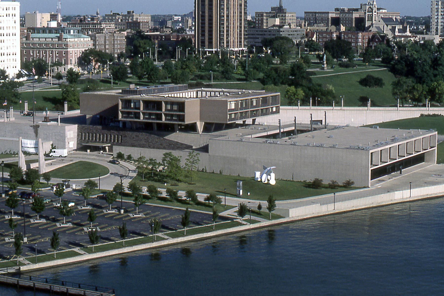 Milwaukee Art Museum | History